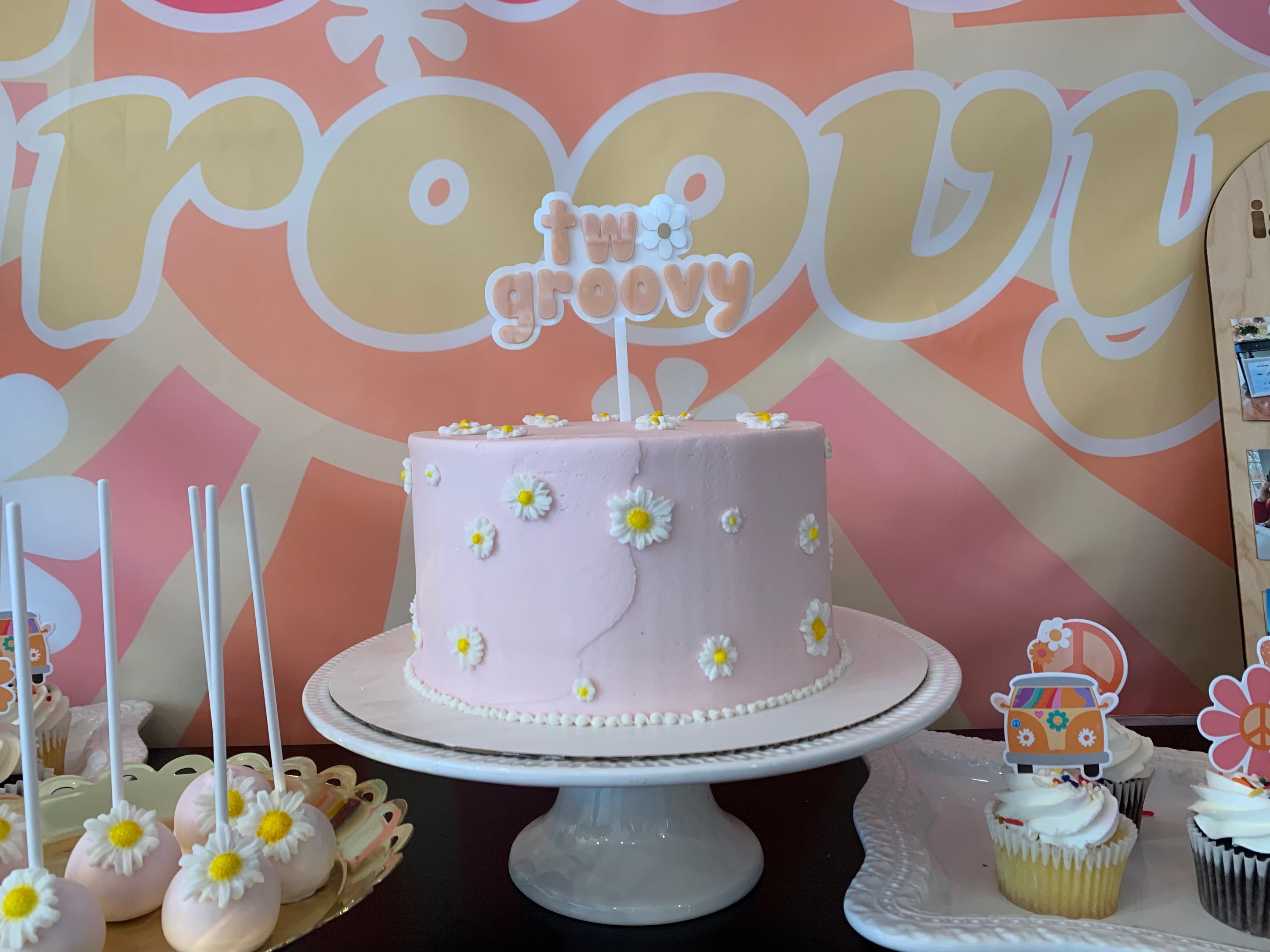 Two Groovy Cake Topper – MaSe deSigns